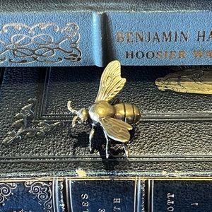 Accents | Solid Brass Honeybee Vintagestyle Sculpture Desk Decor | Poshmark